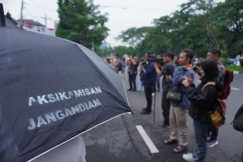 Aliansi Masyarakat Sipil Semarang Desak Pencopotan Kapolrestabes Semarang