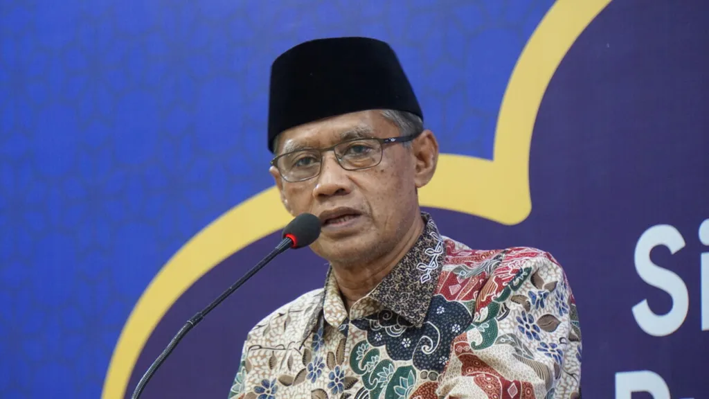 Luncurkan Buku ”Gerakan Islam Berkemajuan”, Haedar Nashir Tunjukkan ...