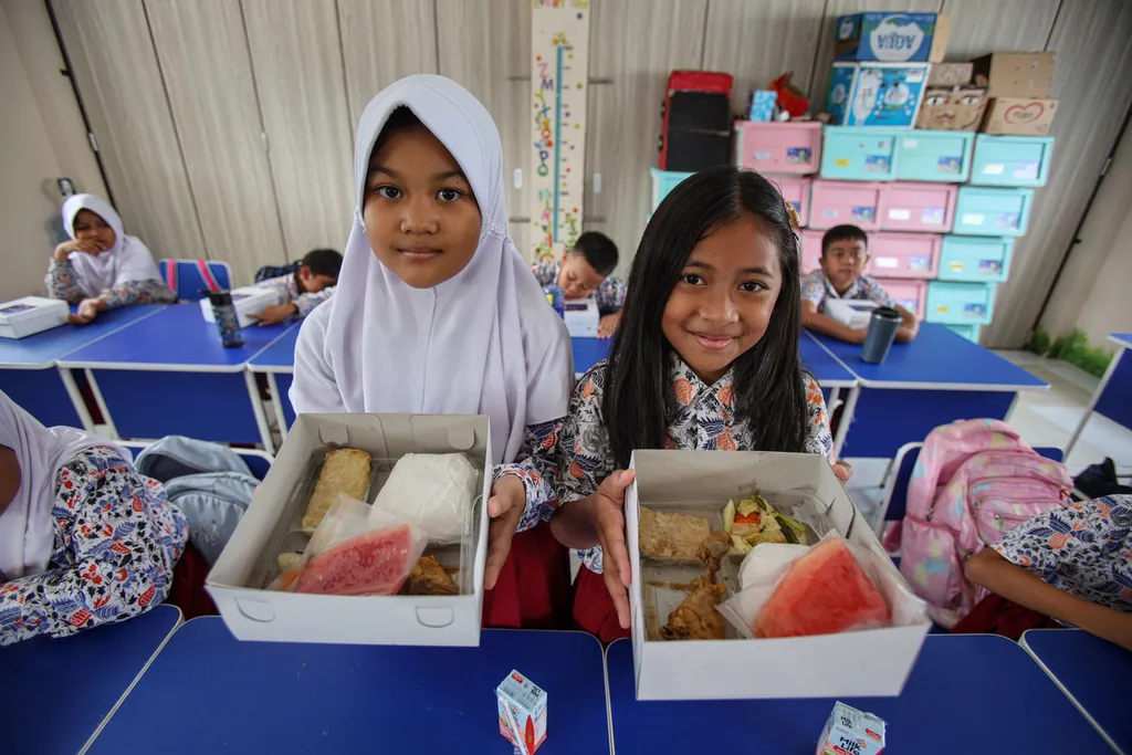 Program Makan Bergizi Gratis Dimulai Senin Besok, 6 Januari