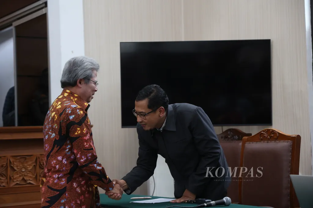 KPK Tak Hadir, Sidang Praperadilan Hasto ”Jilid Dua” Ditunda Pekan Depan