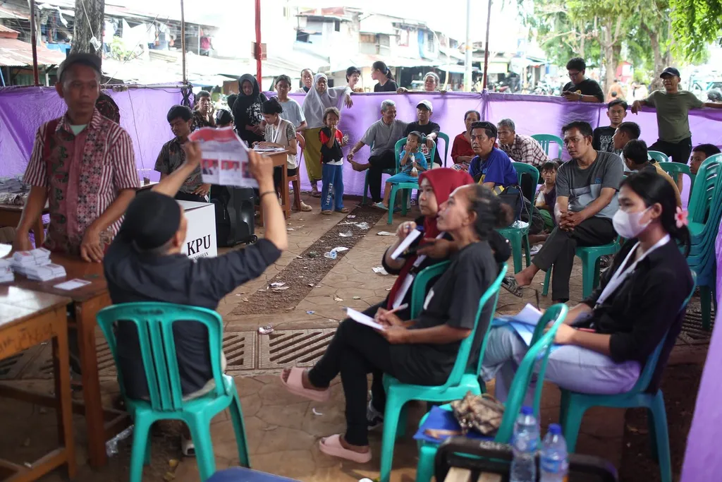 Partisipasi Pemilih Rendah, Komisi II DPR Dorong Evaluasi Total hingga ...